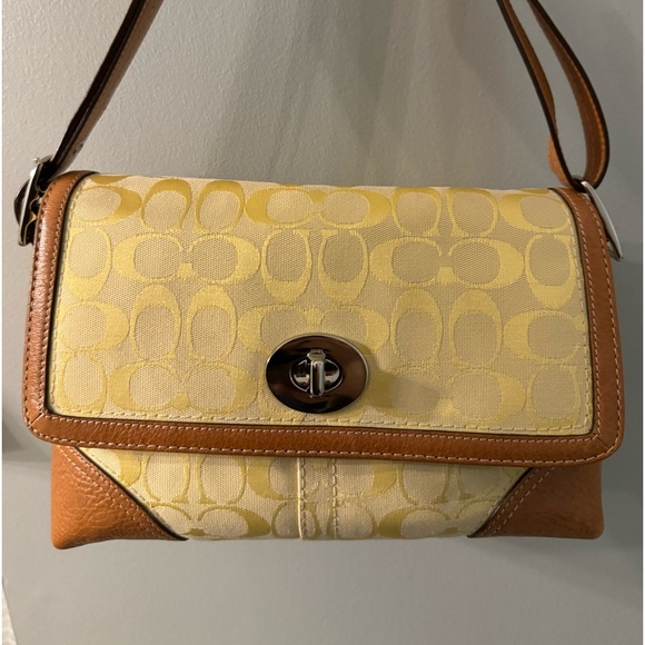Bags | Vintage Coach Yellow Hamptons Signature Shoulder Bag | Poshmark